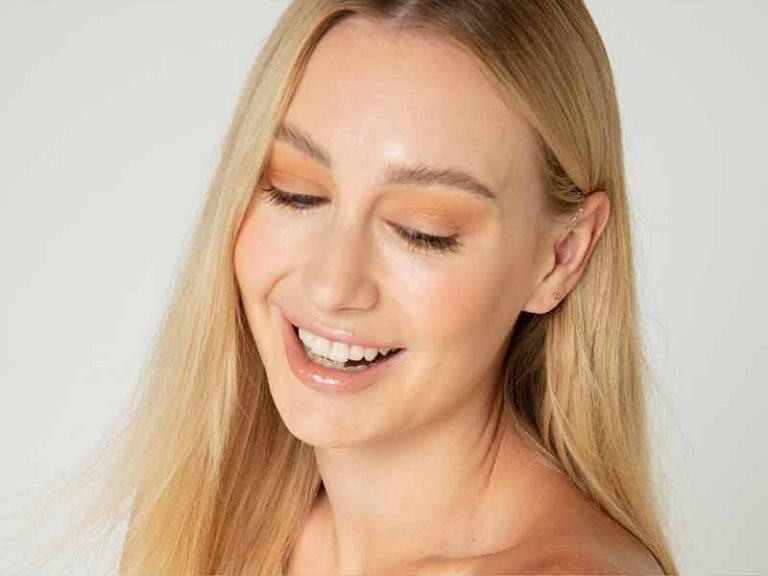 What Is custom Teeth Whitening | Smilogy